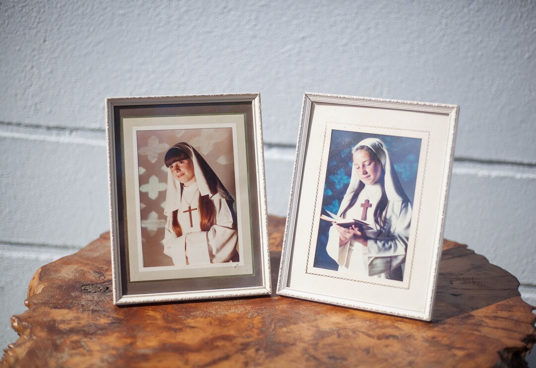 Pair of Vintage Photo Frames, Frame to Pose, Framed Photo, Framing ...