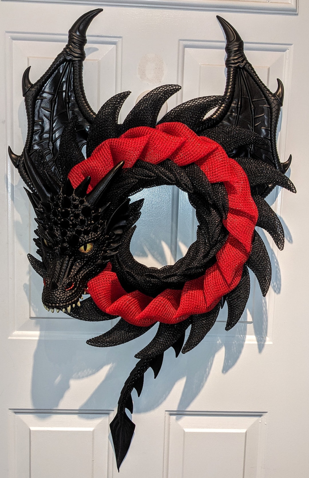 Black Red Dragon Wreath With Wings and Tail, With/without Fire - Etsy