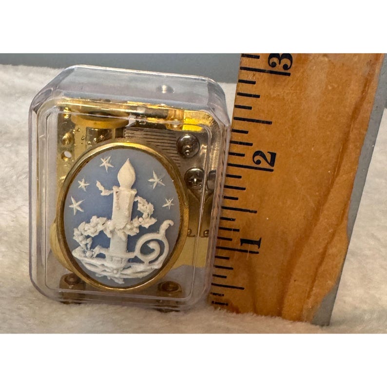 Vintage Victorian Trading Company Candle Cameo Music Box Plays First ...