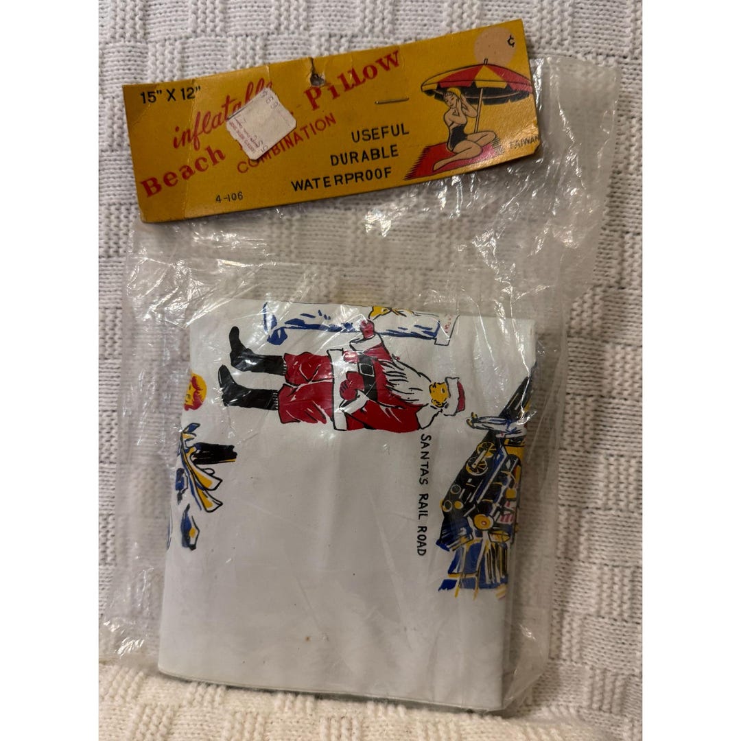 VTG MCM Inflatable Christmas Themed Inflatable Beach Bag and Pillow ...