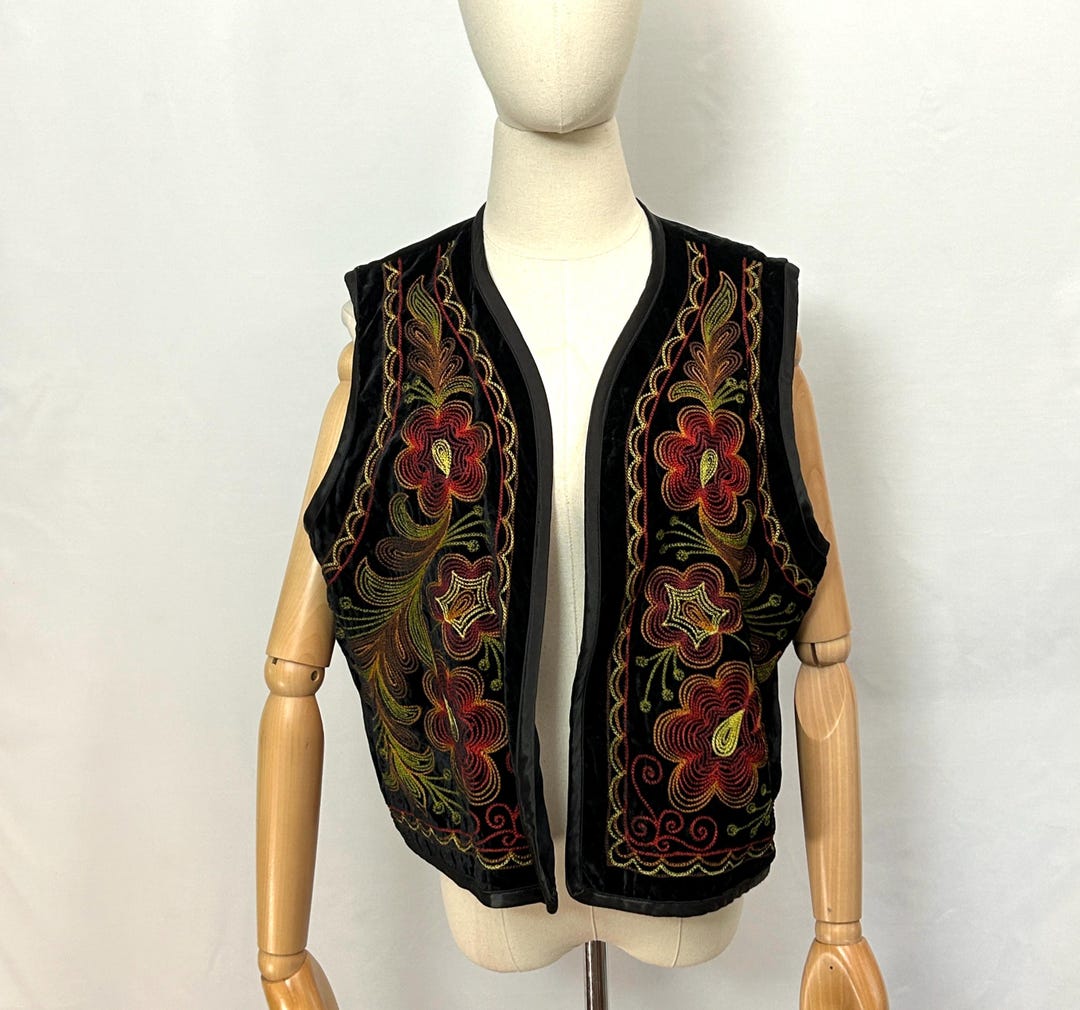 Vintage Double D Black Velvet Vest With Colorful Floral Embroidery - Etsy