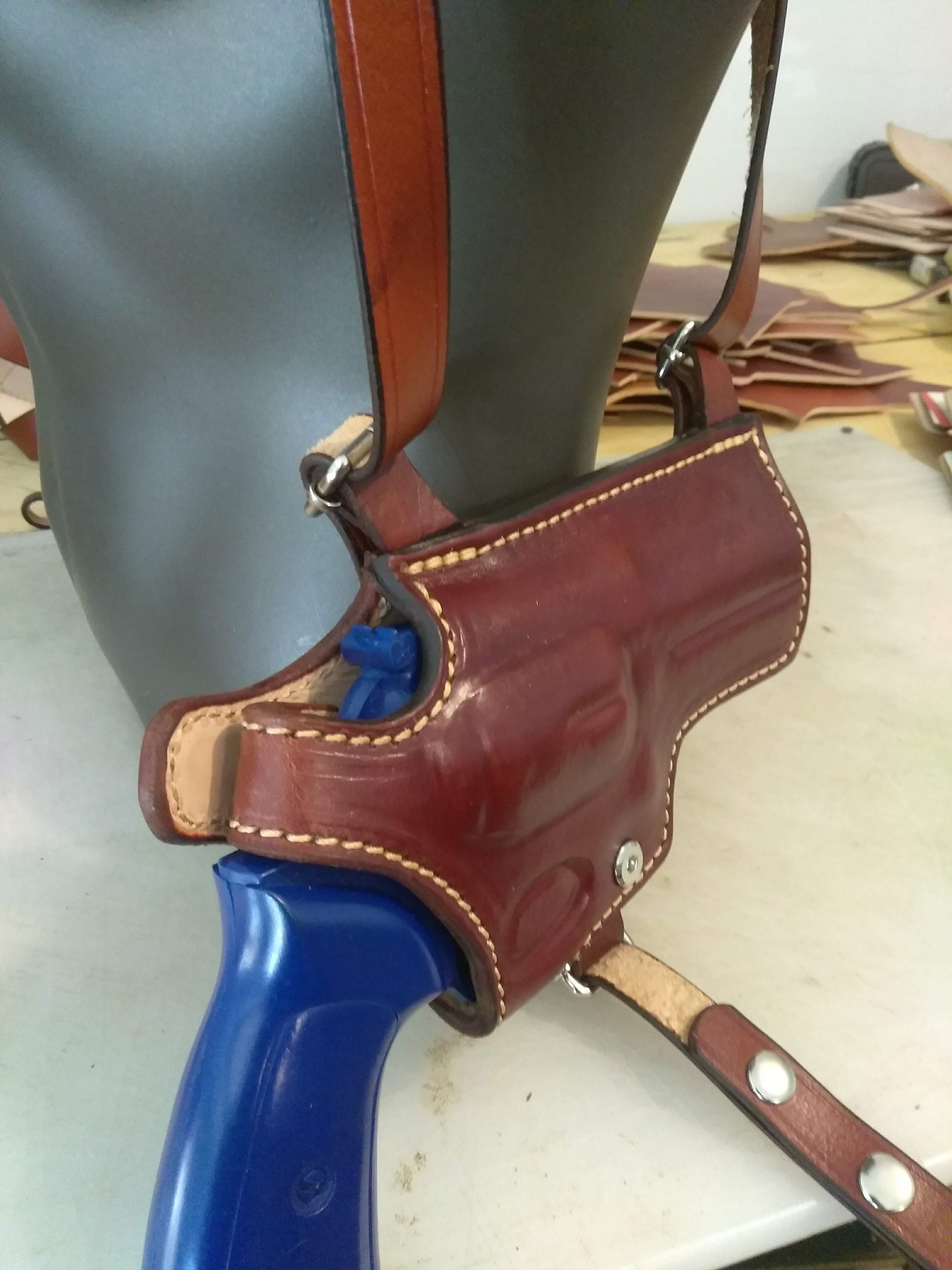 Shoulder Holster for S&W Model 627 4.5 With 2 Speed Loaders - Etsy