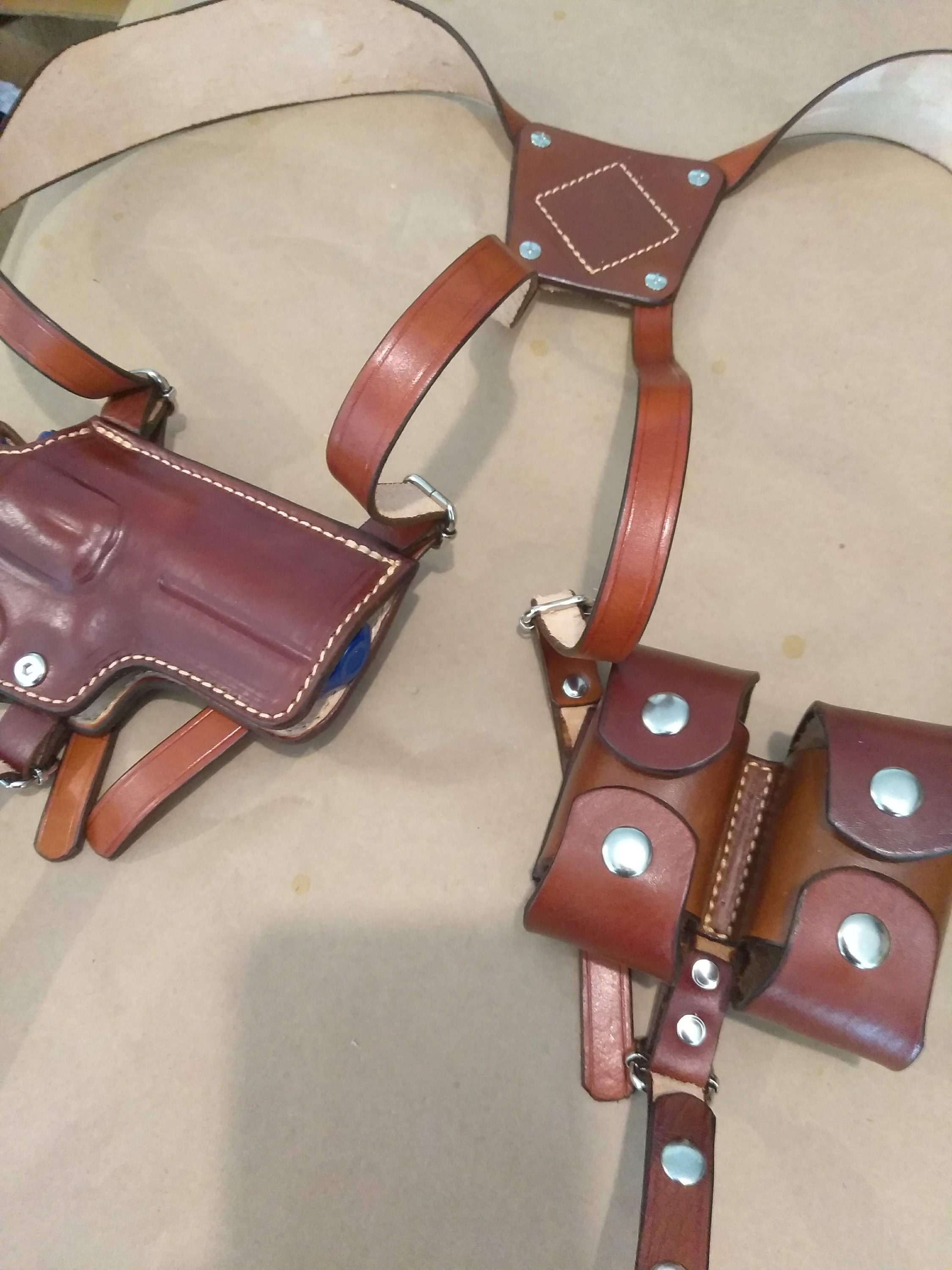 Shoulder Holster for S&W Model 627 4.5 With 2 Speed Loaders - Etsy