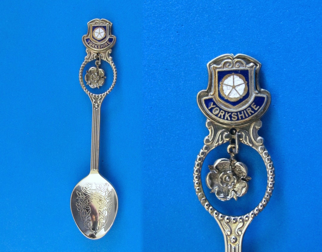 YORKSHIRE ENGLAND Souvenir Collector Spoon Vintage Collectible UK White ...