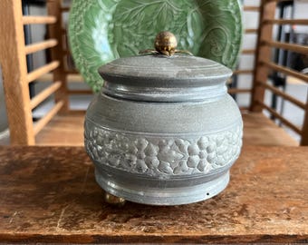 Vintage Collector Powder Puff Music Box, Swiss Aluminum Casing - Etsy