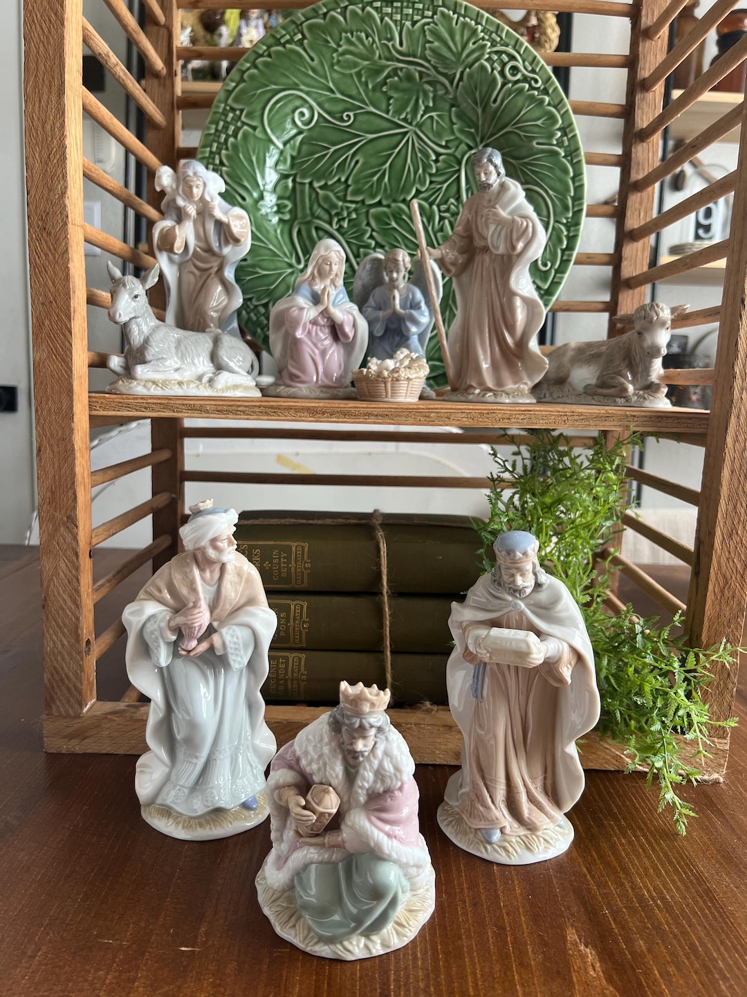 Valencia 10 Piece Nativity Set - Etsy
