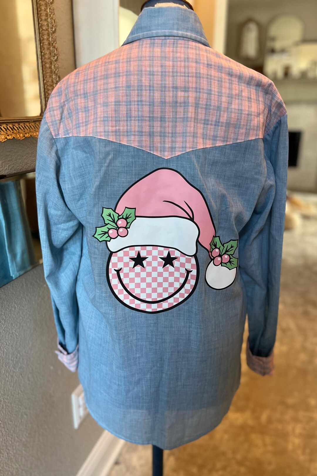 Christmas Smiley Face mens Small - Etsy