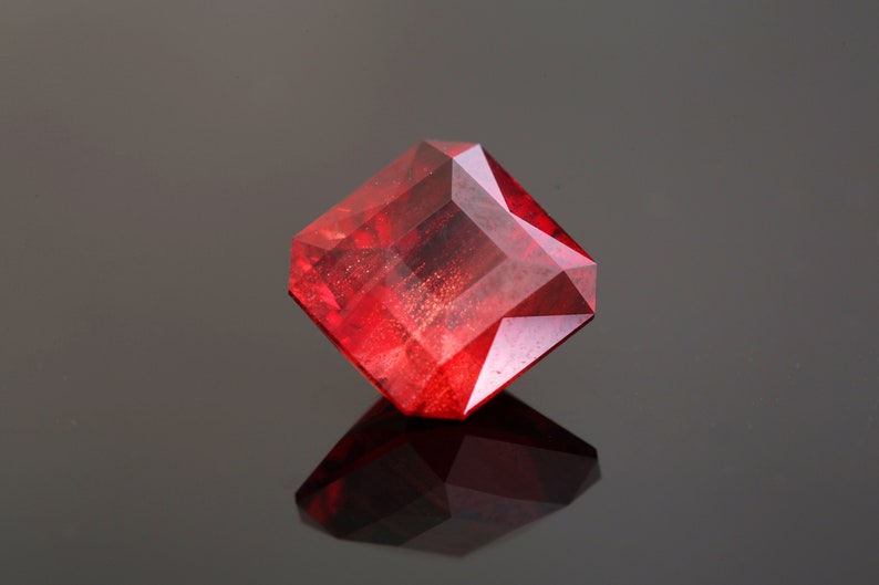 4A Deep Red, Oregon Sunstone 5.34ct Best Color. Corner Square - Etsy