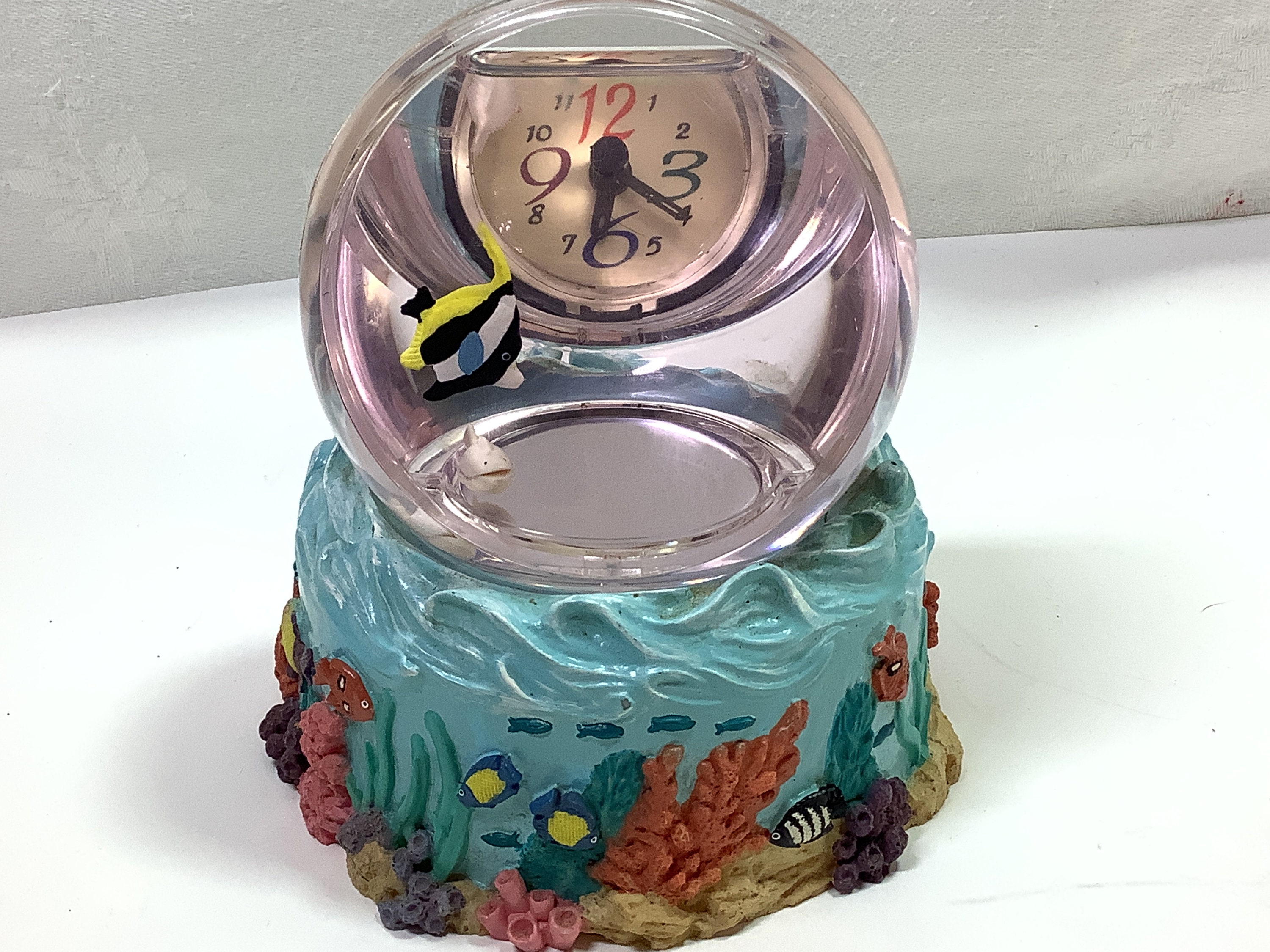 Rare Vintage Liquid Star Water Globe Watch Desk Top Clock Under the Sea ...