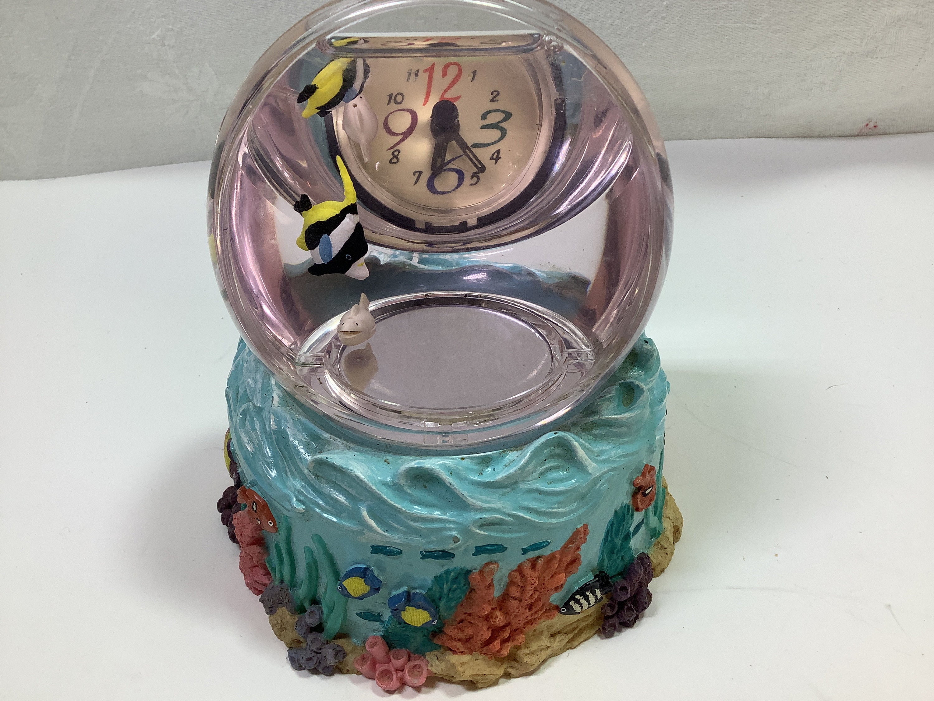 Rare Vintage Liquid Star Water Globe Watch Desk Top Clock Under the Sea ...