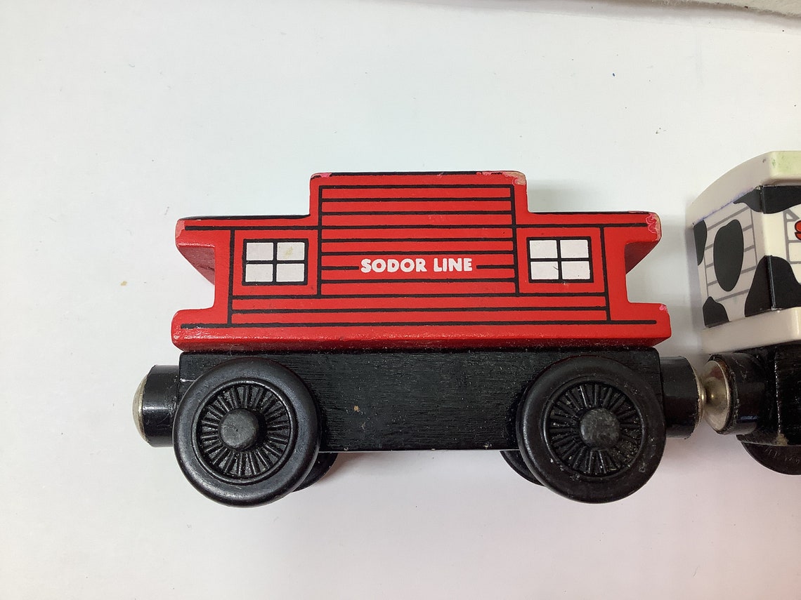Thomas & Friends Wooden Railway Train Tank Engine Sodor Line Caboose ...
