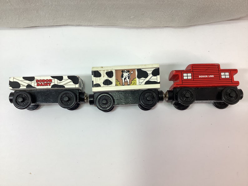 Thomas & Friends Wooden Railway Train Tank Engine Sodor Line Caboose ...