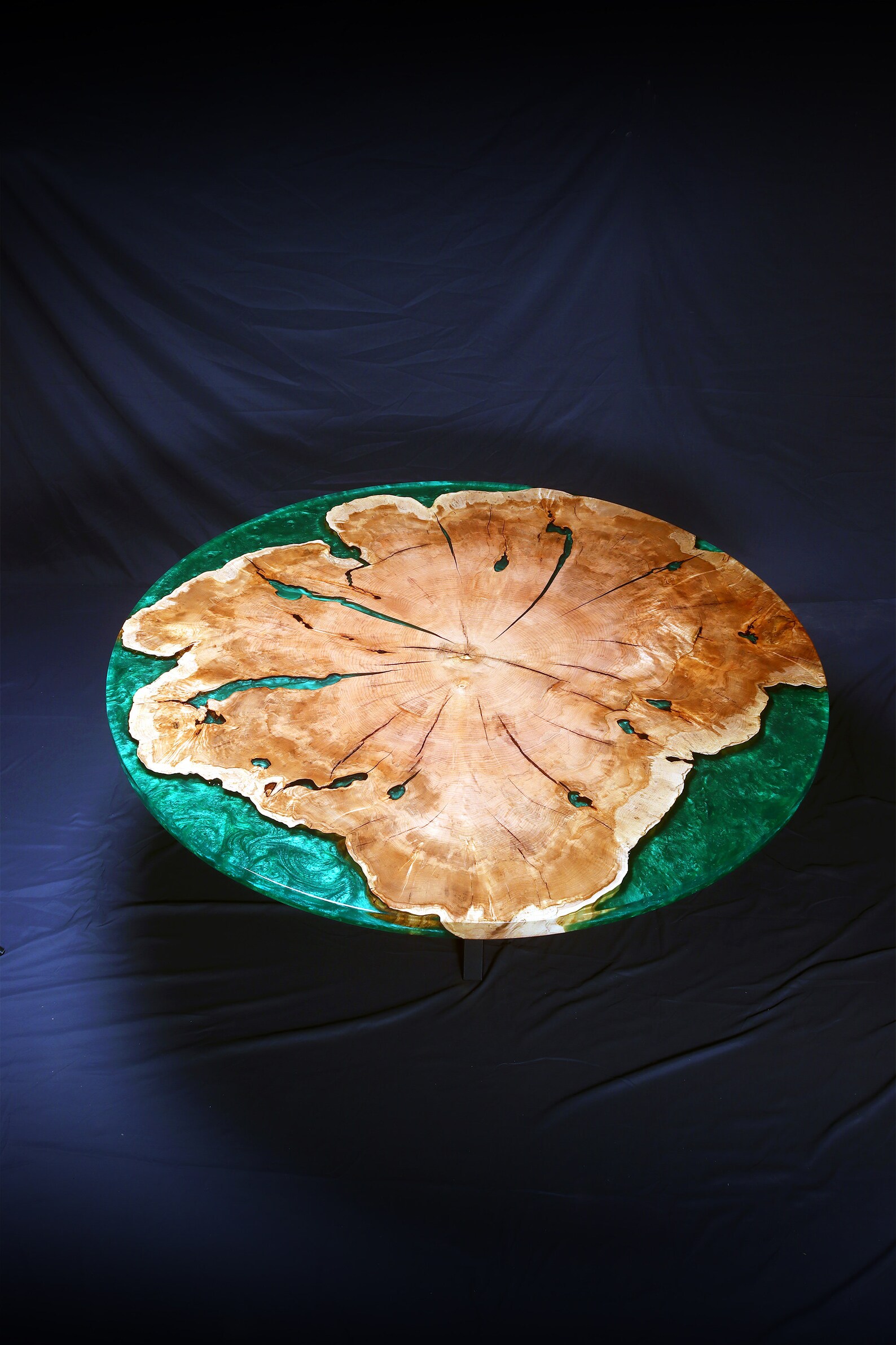 Round Live Edge Dining Table - Giant Round Epoxy River Table - Custom ...