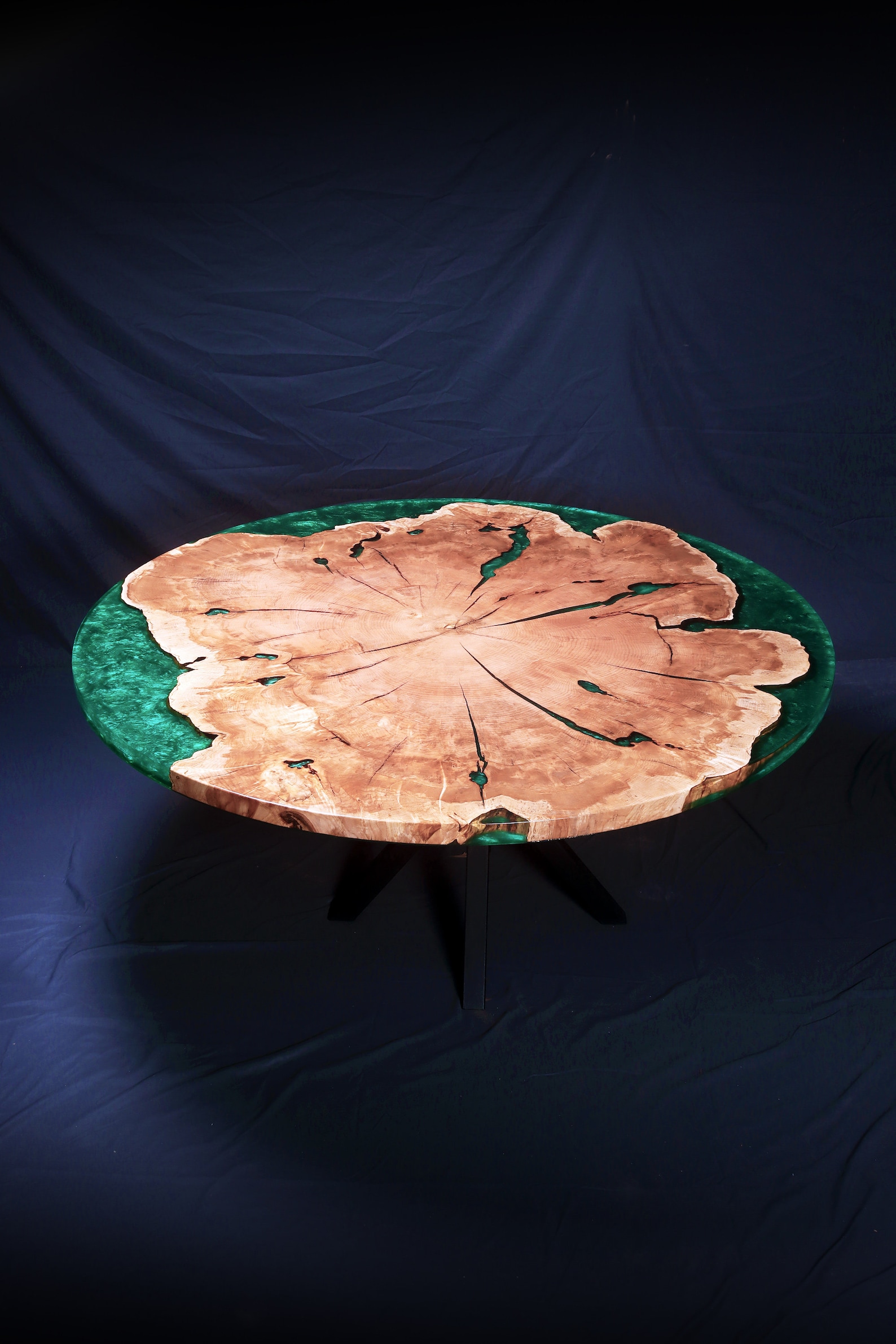 Round Live Edge Dining Table - Giant Round Epoxy River Table - Custom ...
