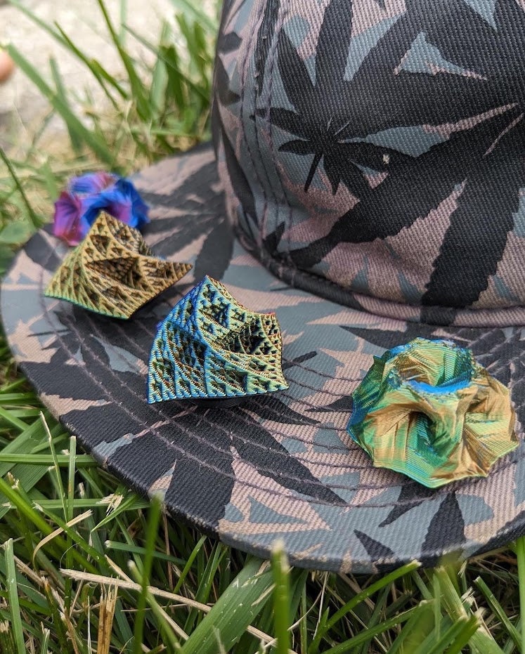Spins Warped Sierpinski 3D Printed Spinning Hat Pin - Etsy