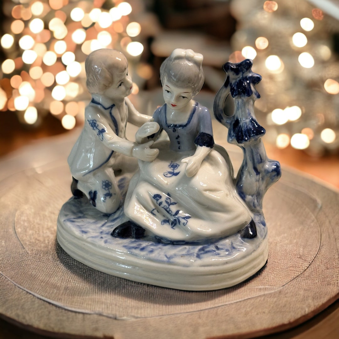 Vintage Figurine Porcelain Art Romantic Couple Hand Painted Ceramic - Etsy