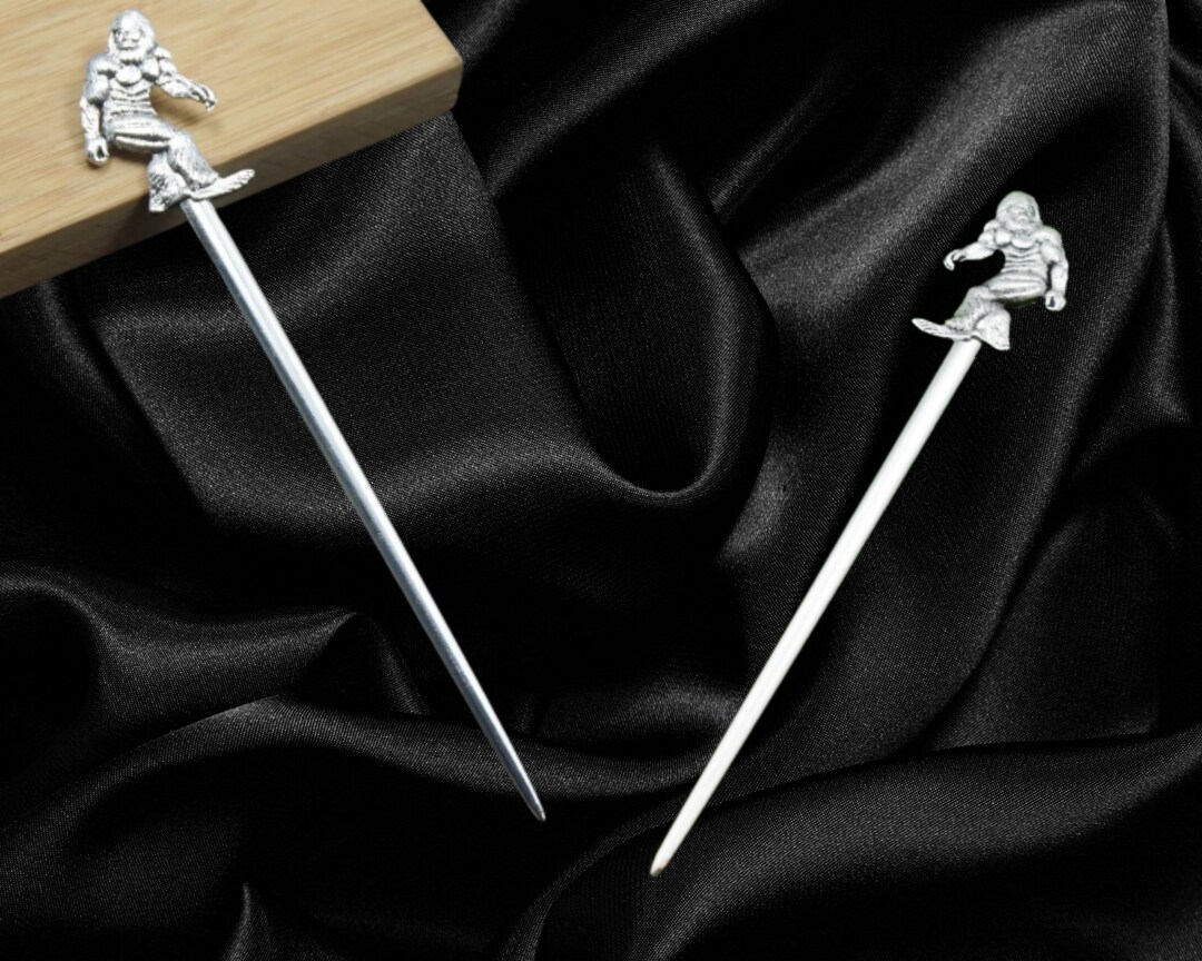 Bigfoot Hairpin Medieval Fantasy Theme Hairpin Cosplay Sasquatch Hair ...