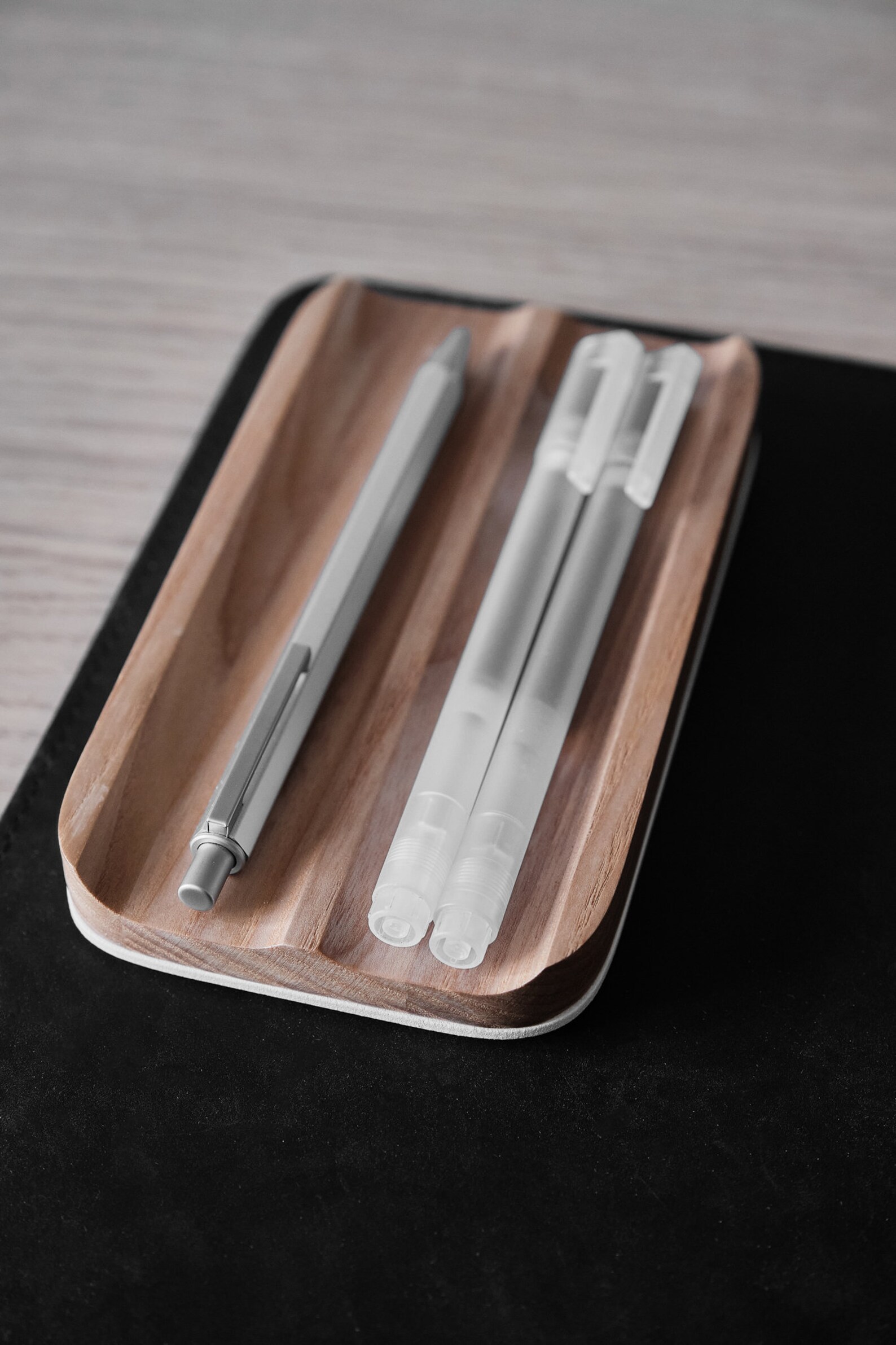 Desk Organizer: Wooden Pen Holder for Desk, Office Supplies, Pen Rack ...