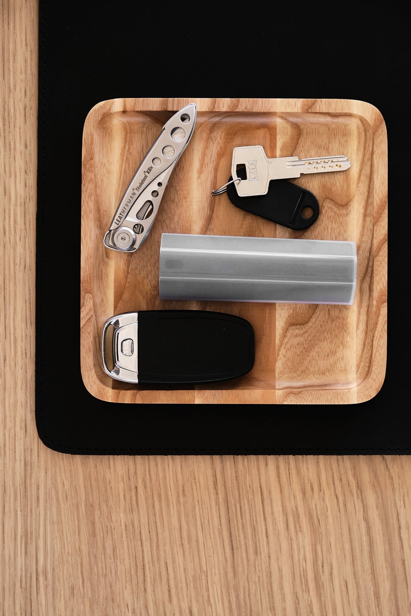 Desk Organizer: Wood Desk Tray, Key Organizer, Wooden Decorative Tray ...