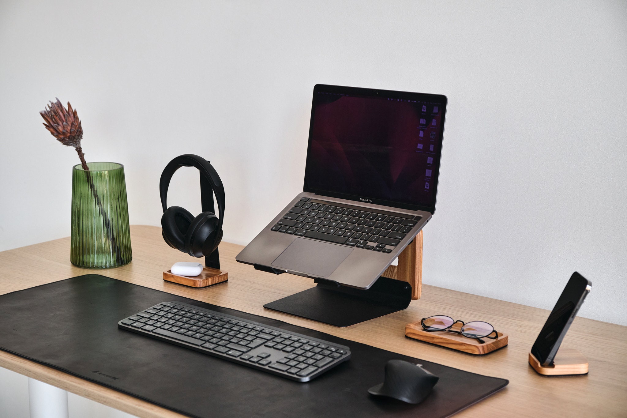 Wood Laptop Stand for Desk, MacBook Pro Stand, Organizer Your Desk With ...