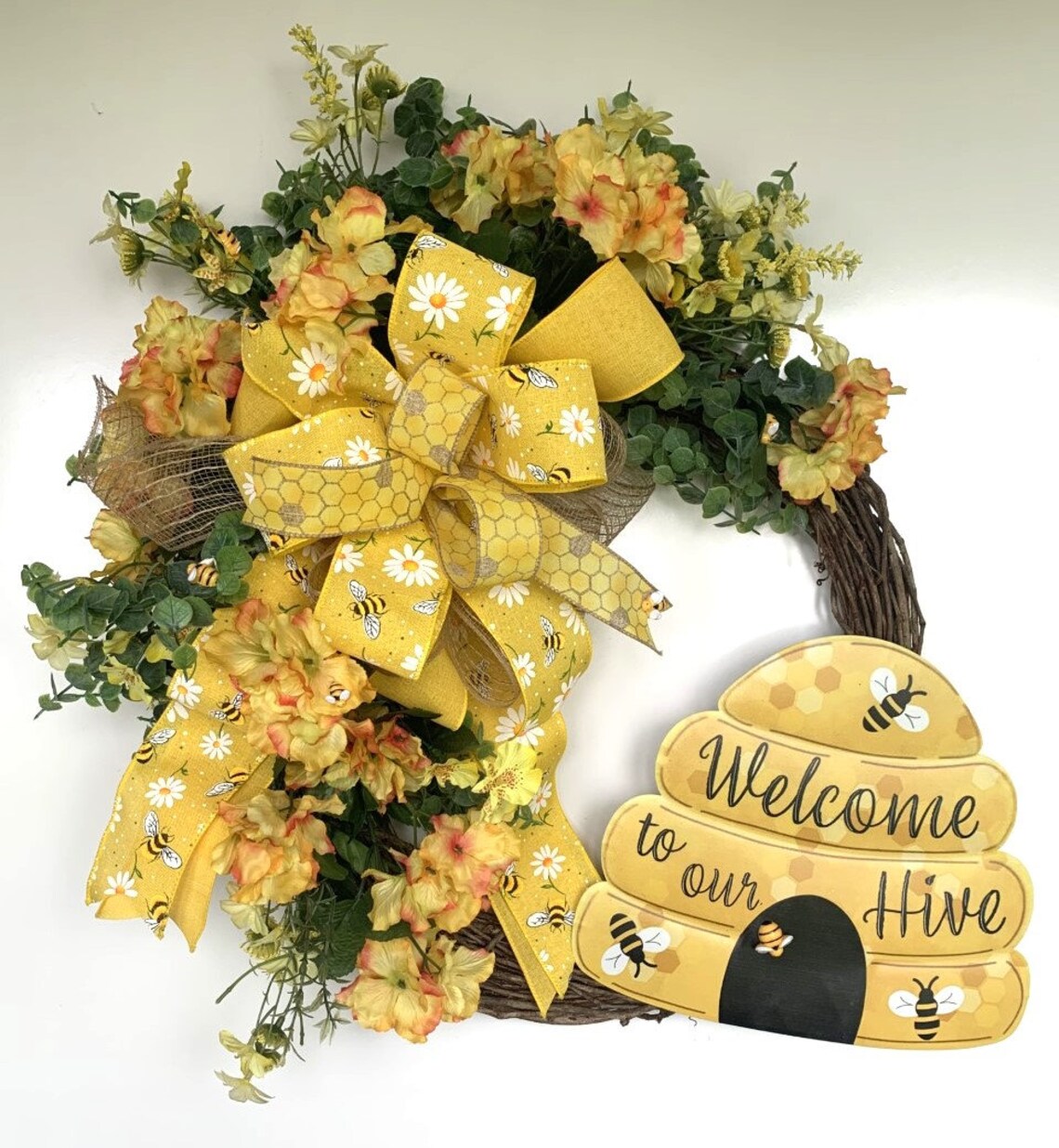 Bee Wreath for Front Door, Bumble Bee Wreath, Welcome Wreath, Beehive ...