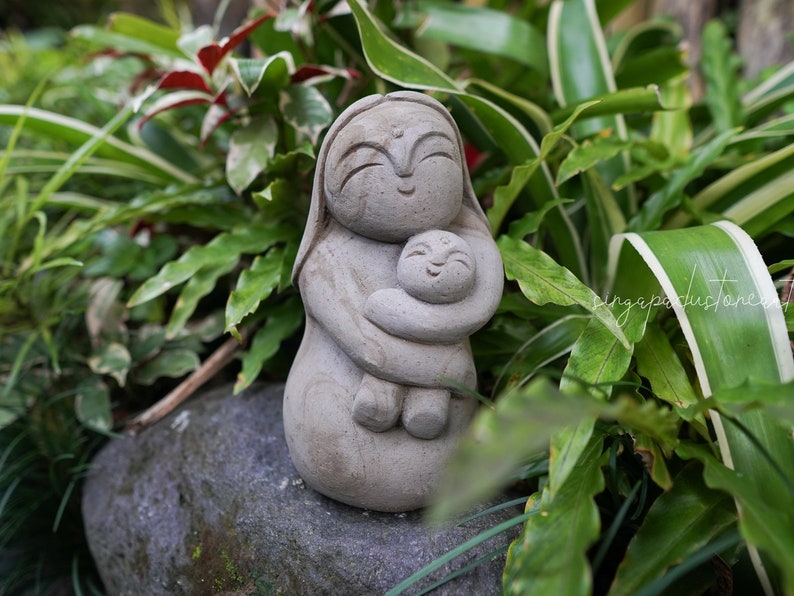 Jizo Buddha Sculpture, Jizo Baby, Mother Jizo, Love Family, Stone ...