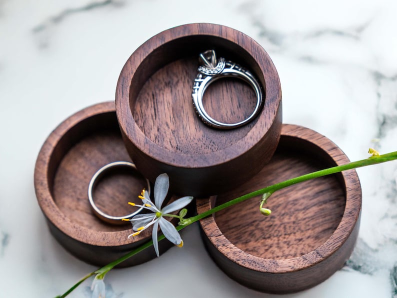 Walnut Ring Dish Gift • Christmas Stocking Stuffer • Jewelry Holder - Etsy