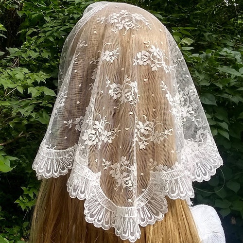 St. Lucia Veil Ivory Triangular Chapel Veil/mantilla - Etsy