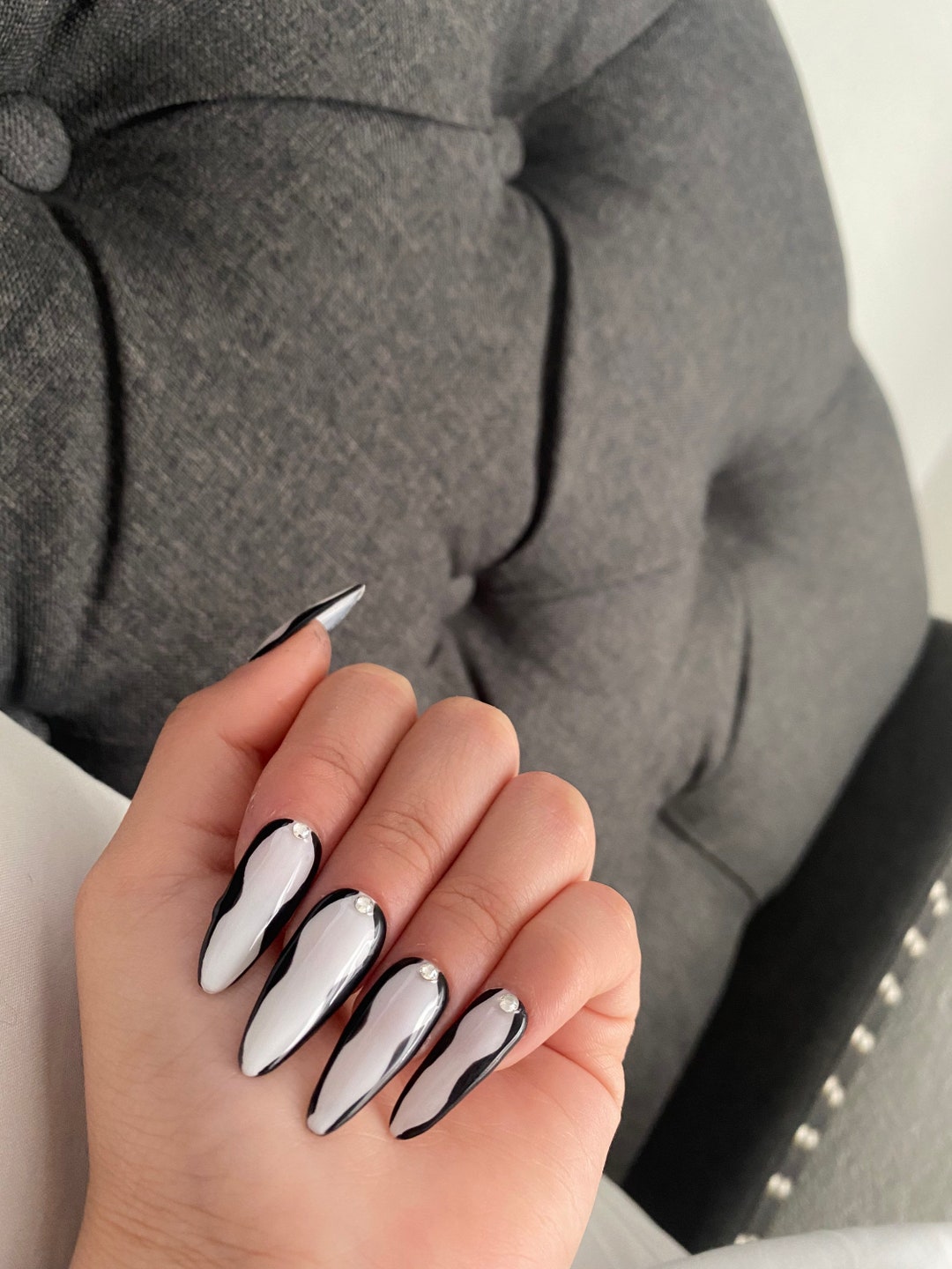 Euphoria Nails/ Black Nails / White Nails / Anesthetic Nails/ Nails ...