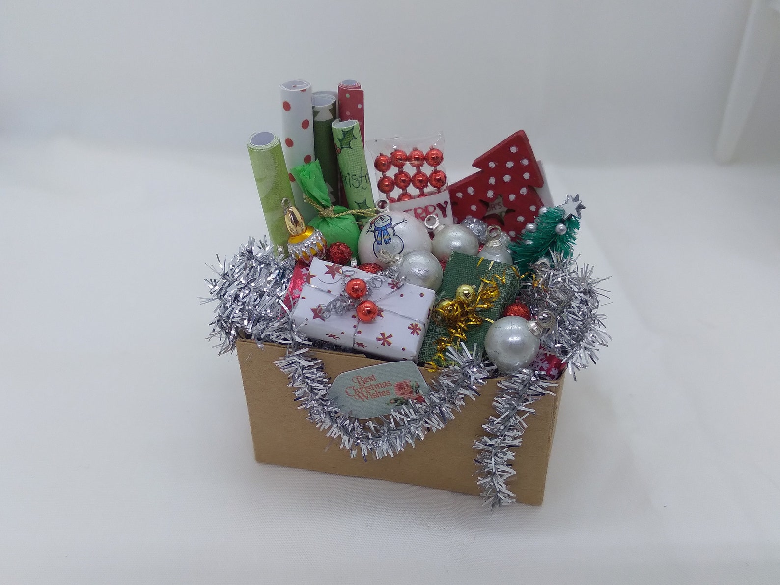 Modern 1:12 Christmas Decoration Boxes With Wrapping Paper - Etsy