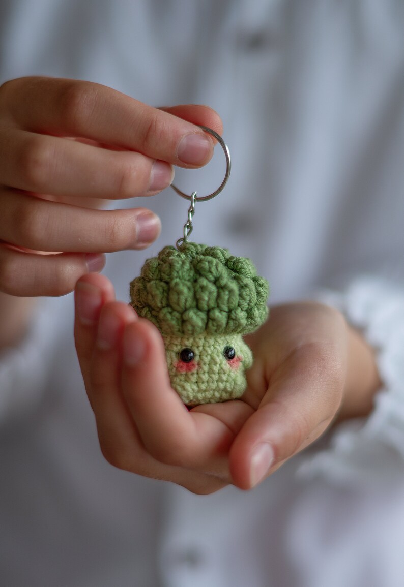 Cute Crochet Broccoli Keychain - Etsy