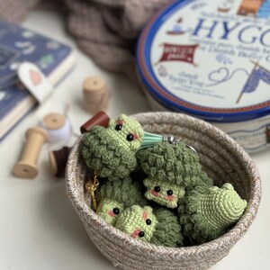 Cute Crochet Broccoli Keychain - Etsy