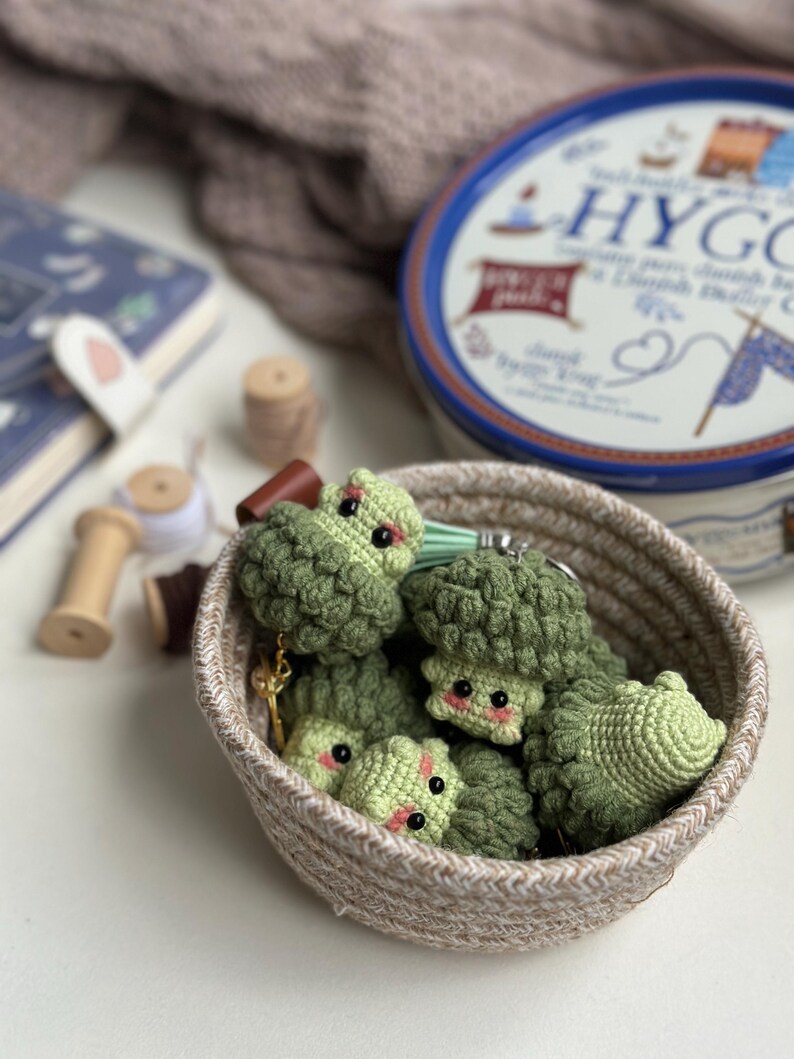 Cute Crochet Broccoli Keychain - Etsy