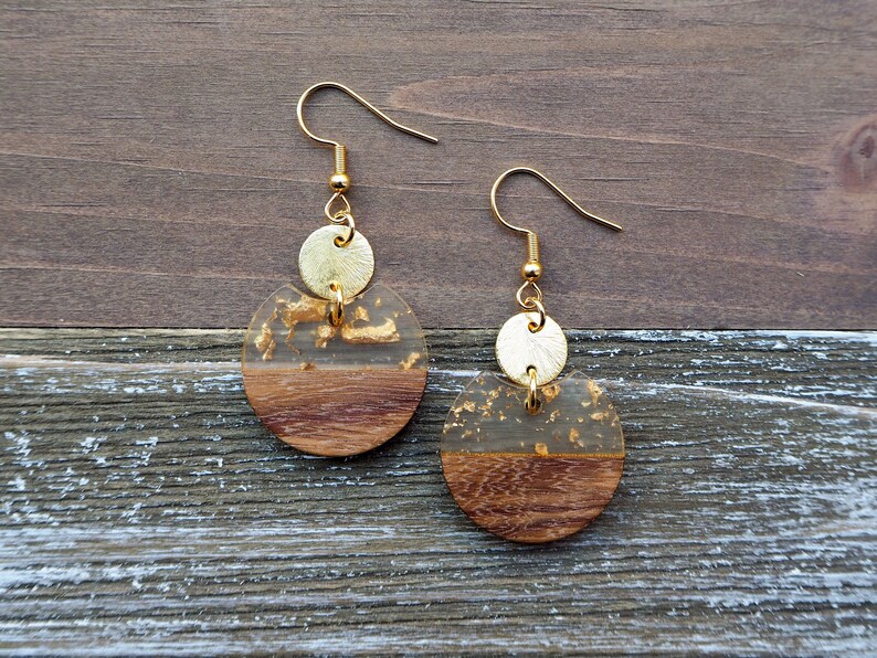Small Gold Flakes & Wood Circle Earrings With Disc Round - Etsy
