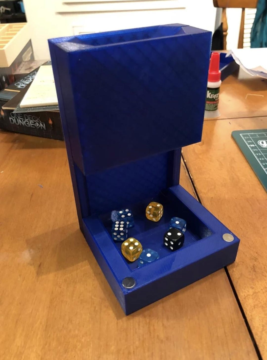 Travel Dice Tower, Portable Rolling Tray, Compact Dice Roller, On-the ...