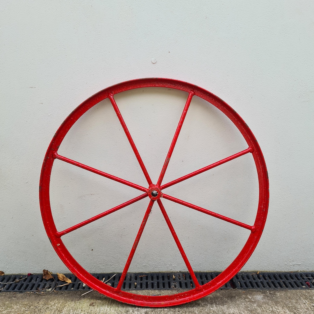 Old Heavy Steam Traction Engine Wheel/old Cast Iron Heavy Wheel/red ...