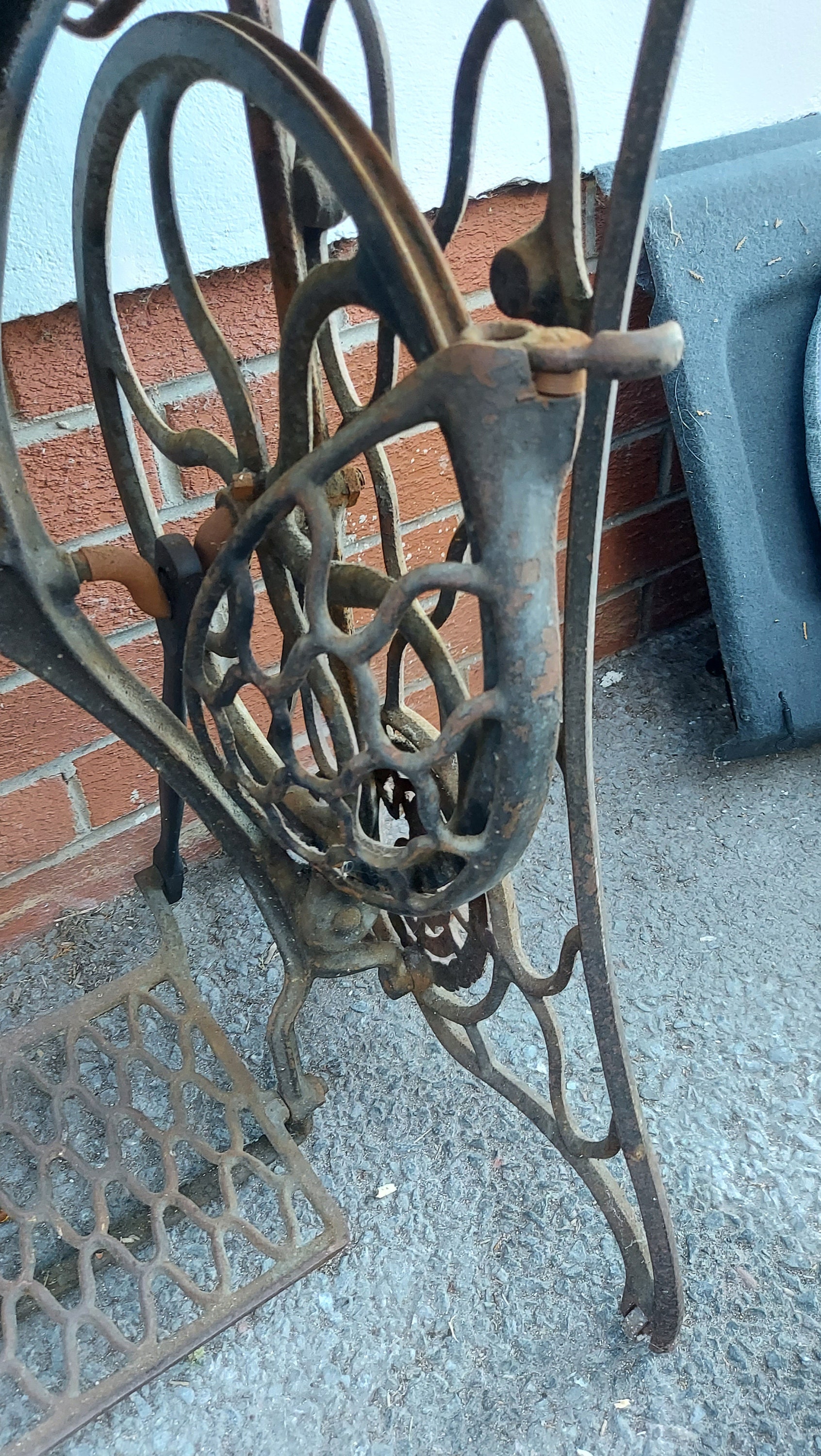 Old Singer Cast Iron Sewing Machine Table Base - Etsy