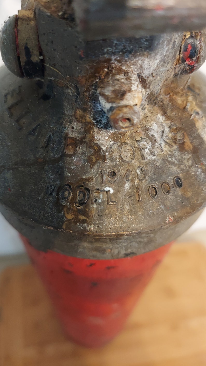 Vintage Red Nu Swift 1000 Fire Extinguisher/ - Etsy