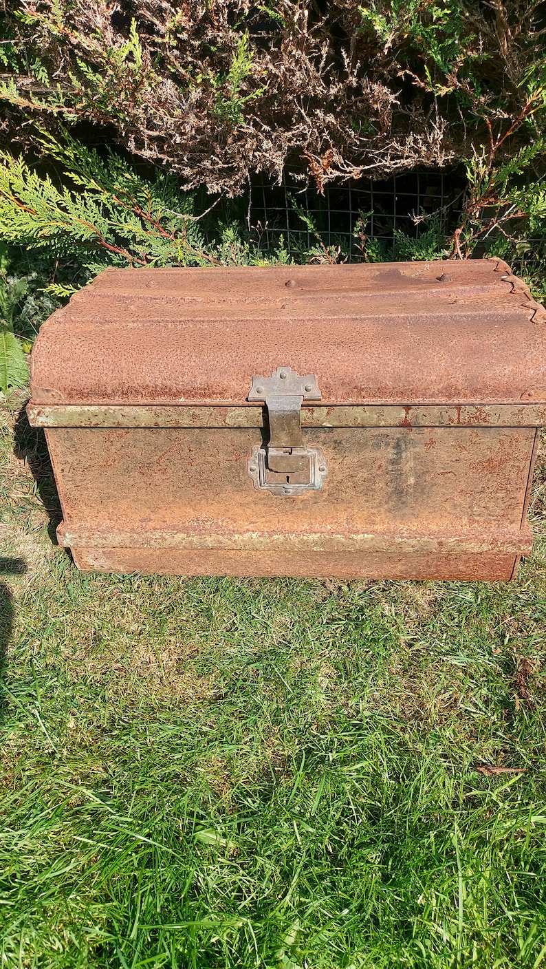 Large Antique Old Metal Trunk - Etsy