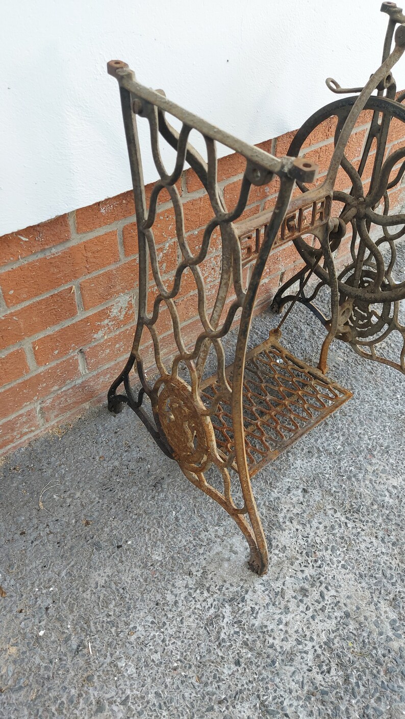 Old Singer Cast Iron Sewing Machine Table Base - Etsy