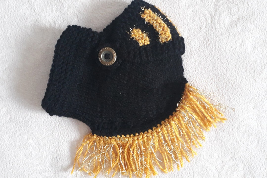 Handmade Knit Knight Helmet Beanie: Gladiator Trojan Style - Etsy