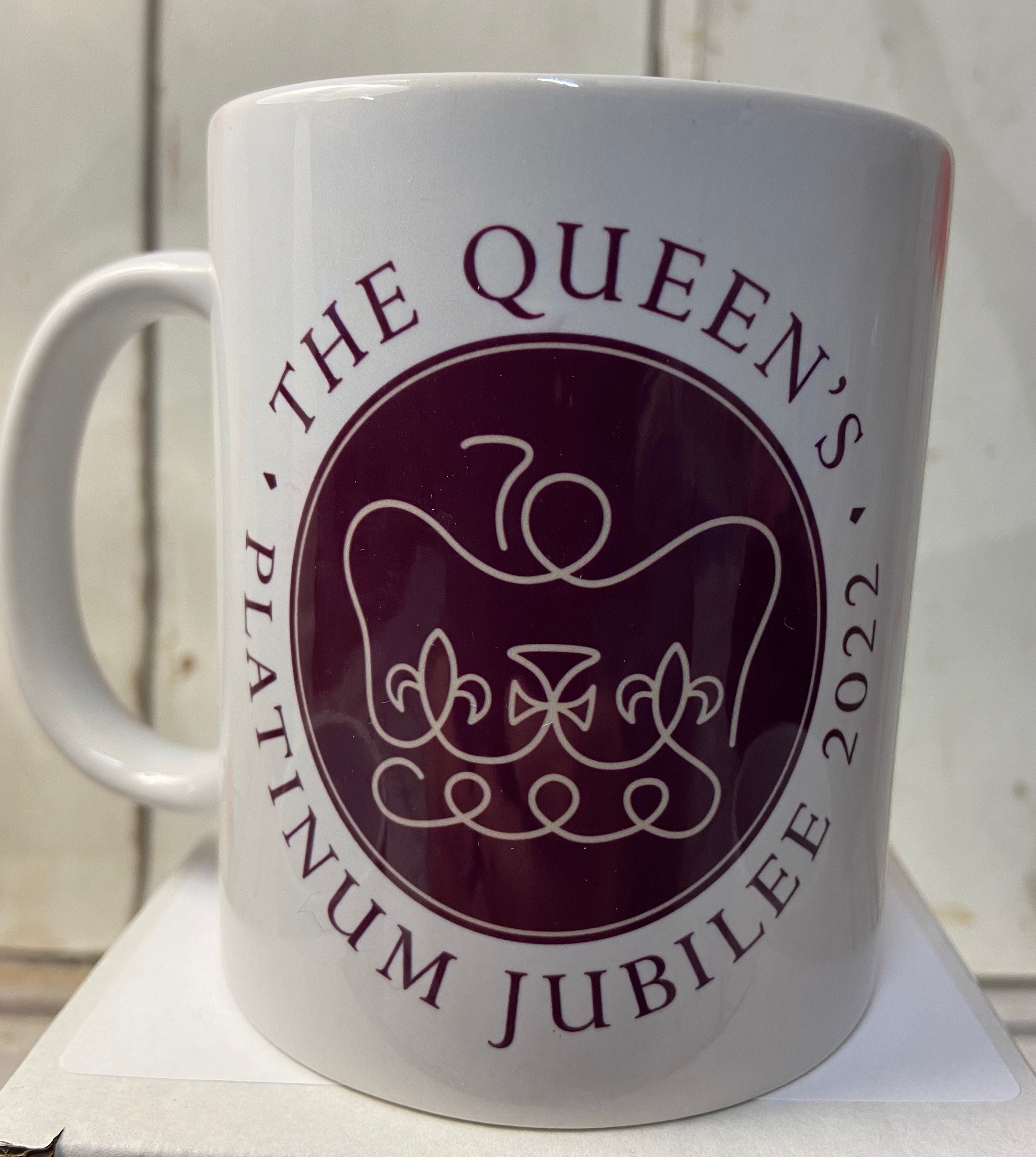 Queen Elizabeth II Platinum Jubilee Mug Cup Official Design Cup 11oz ...