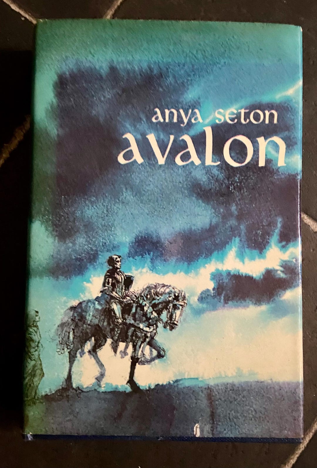 Avalon by Anya Seton Hardcover Book With Dustcover. 1966 Hodder ...