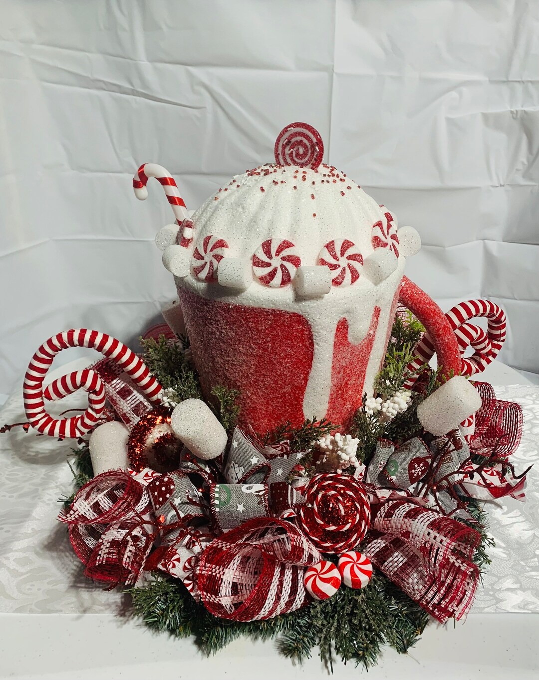 Peppermint Hot Cocoa Centerpiece - Etsy