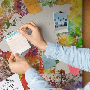 Watercolor World Map, Travel Tracker, Push Pins, Student's Note Board ...