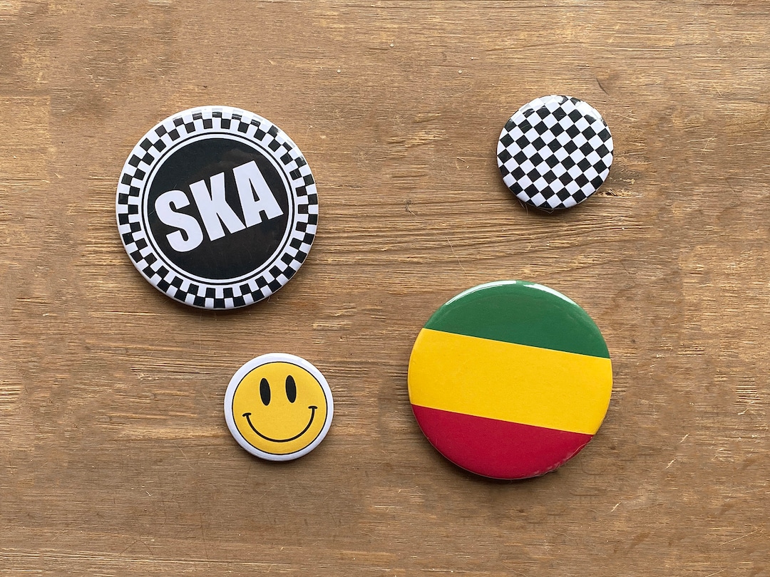 DBD Charles Rowland Cosplay Buttons Badges Pins Pinbacks Dead Boy ...