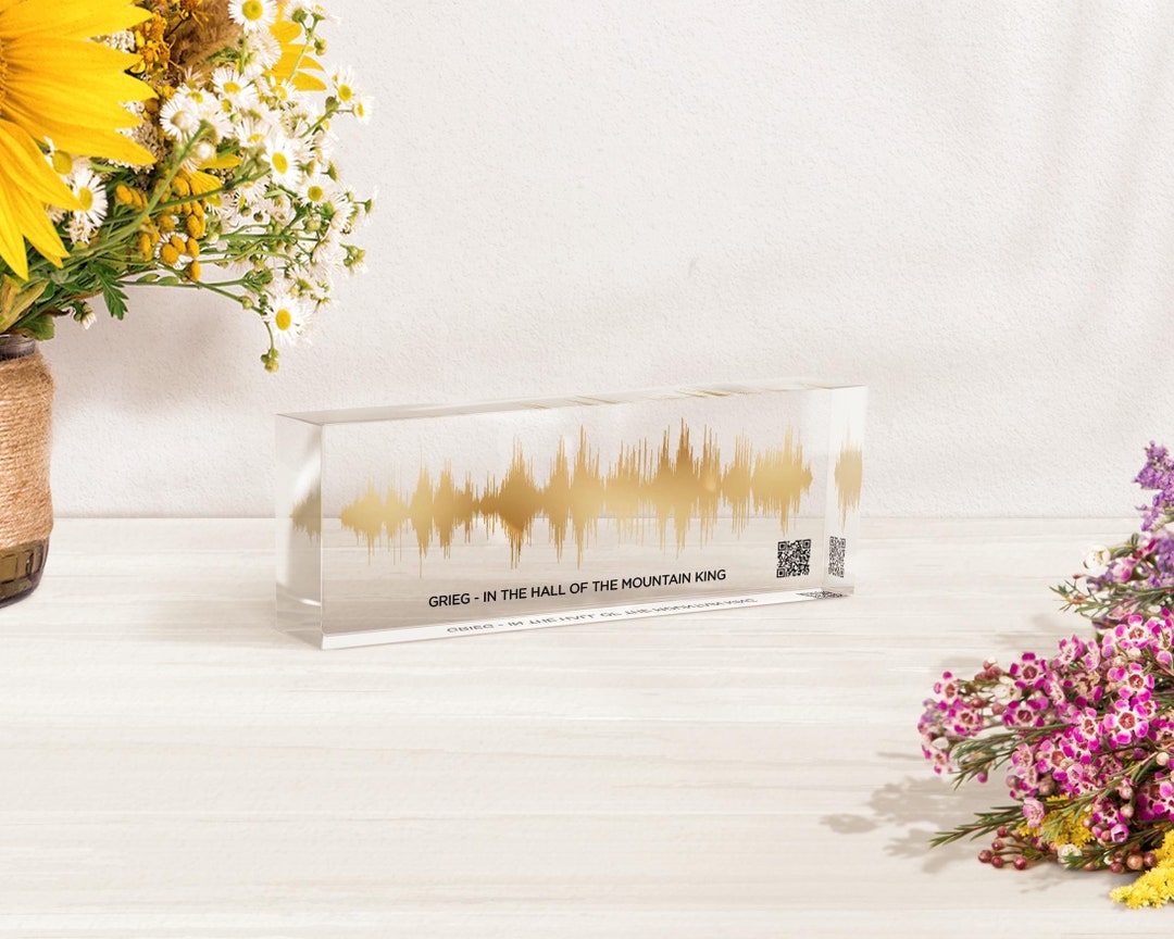 Personalized Soundwave Art With QR Code: Custom Song or Voice Recording ...