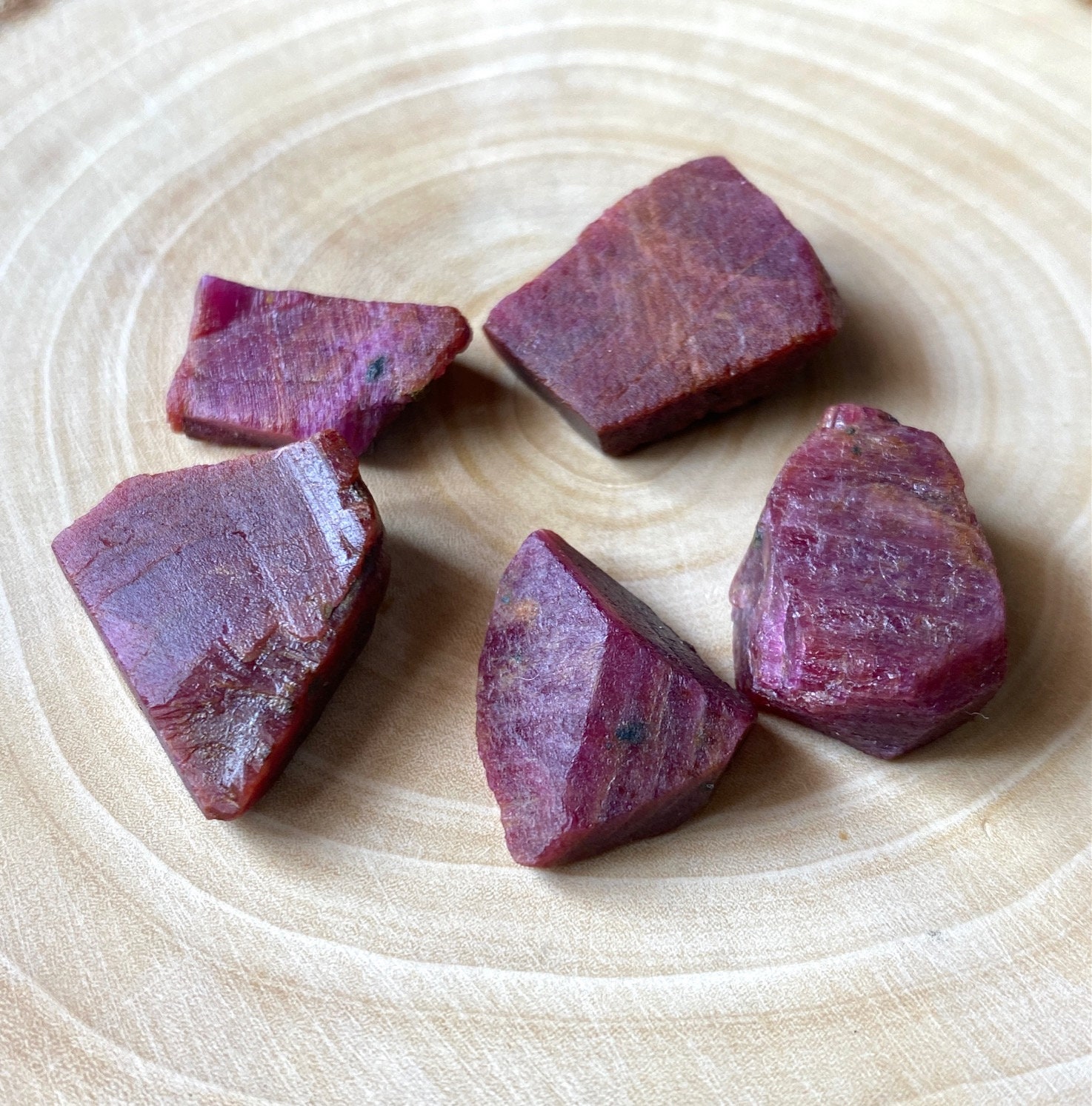 5 Pcs Natural Ruby Raw Stone, Size-18-22 MM, Ruby Raw Healing Crystal ...