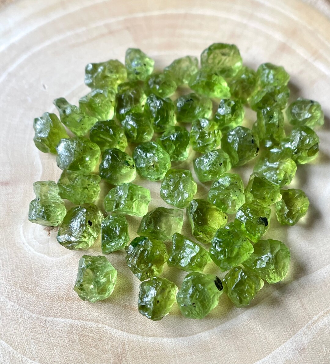 50 Raw Green Peridot Crystals (6-9MM): Uncut Gemstone for Jewelry ...
