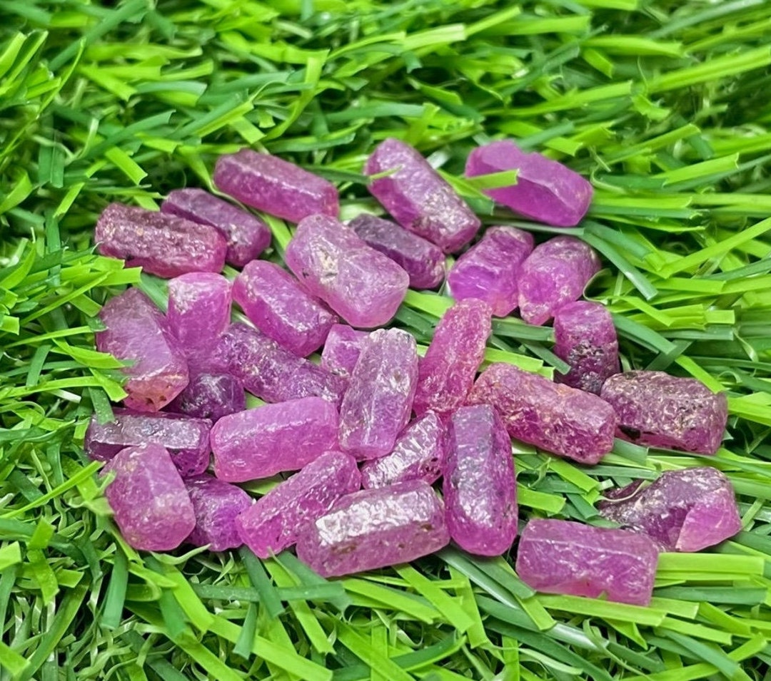 30 Pcs Natural Ruby Raw Rough Gemstone Crystals: Jewelry Setting ...